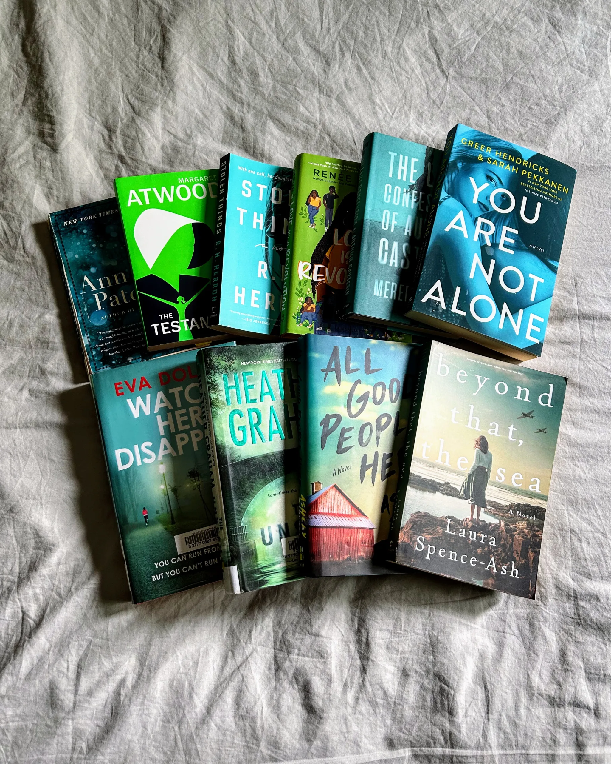 Rainbow Covers Series: Green - Books for Mind